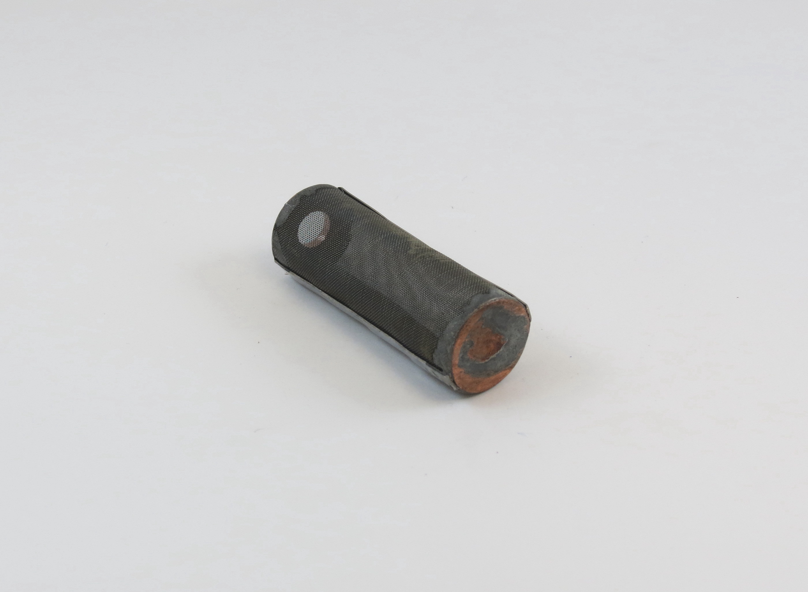 Screen: gas tank pickup tube | Metropolitan Pit Stop